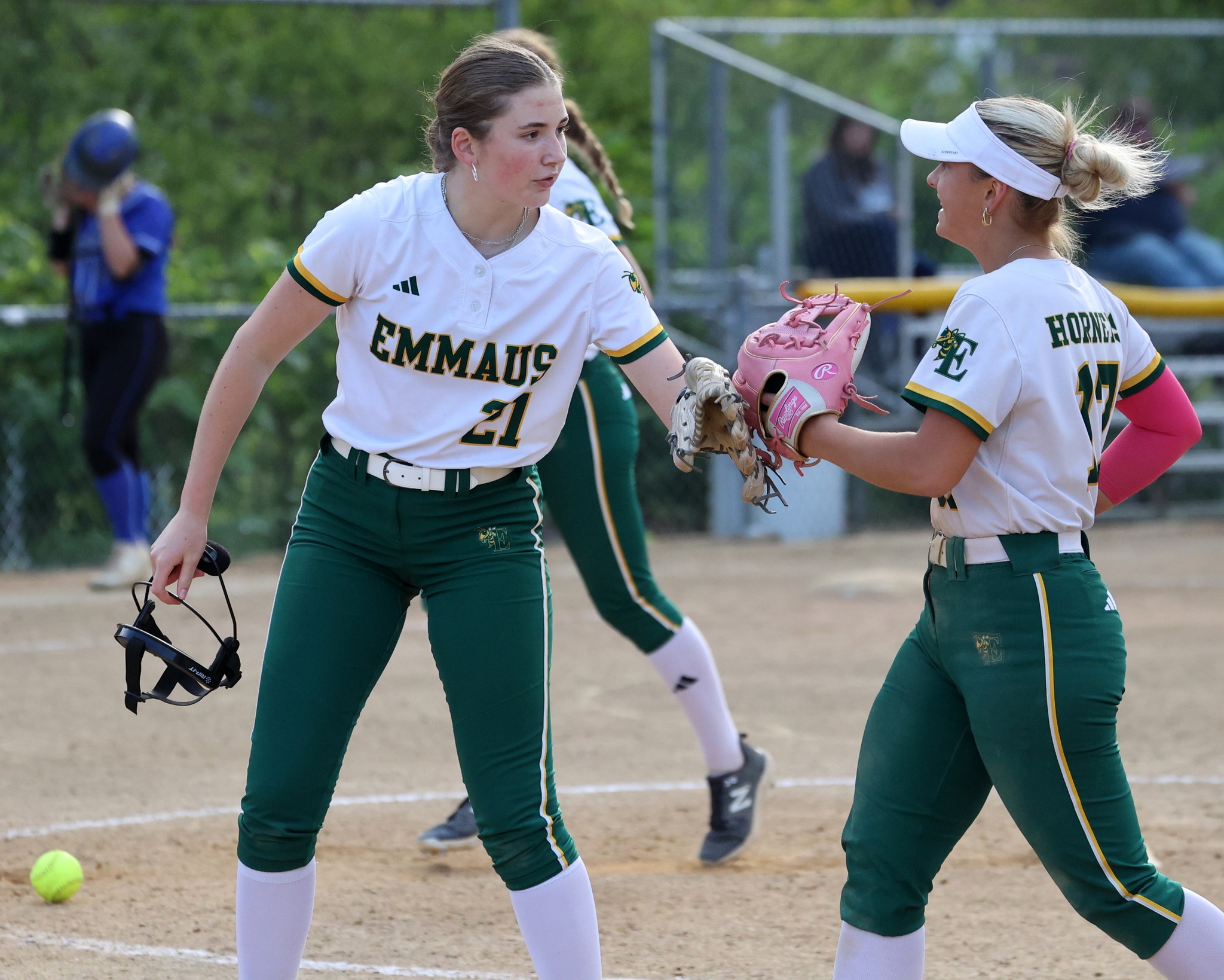 Softball - Eiswerth and Hornets make sure history doesn't repeat itself ...