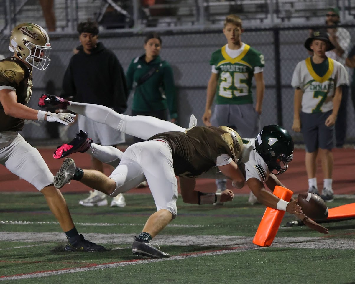 Football - Hornets struggle to stop Becahi's high-powered offense as ...