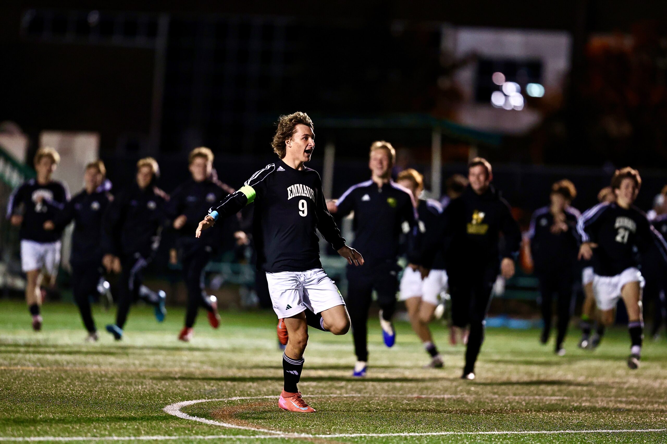 Soccer - Peck comes up big in goal, Tumblin converts game-winner as ...