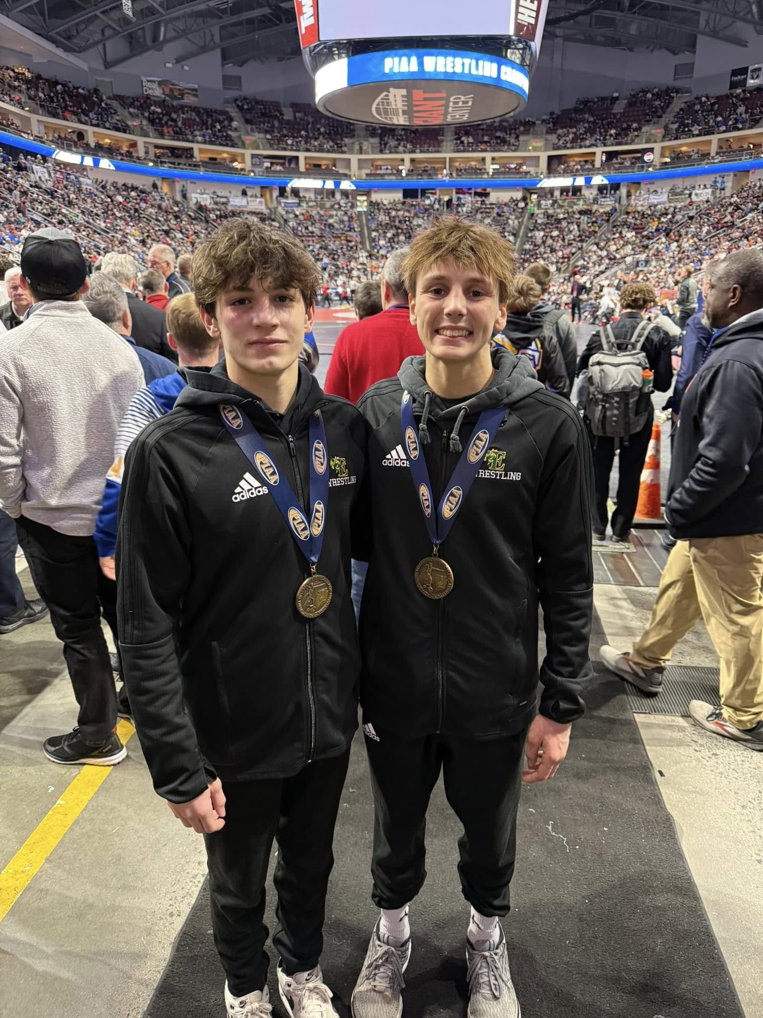 Boys wrestling - No extra motivation needed for Hornets as they head ...
